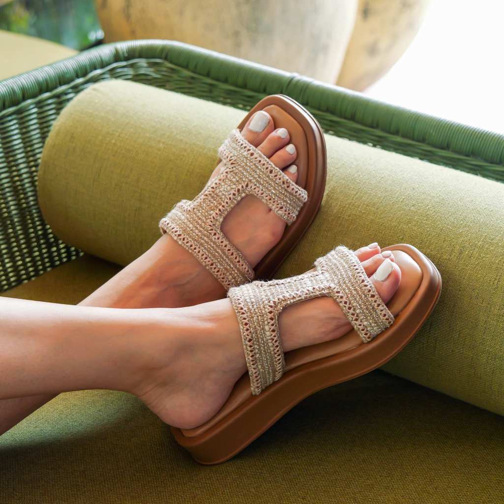Buy Handcrafted Indian Jute Route Bomba Sliders Online