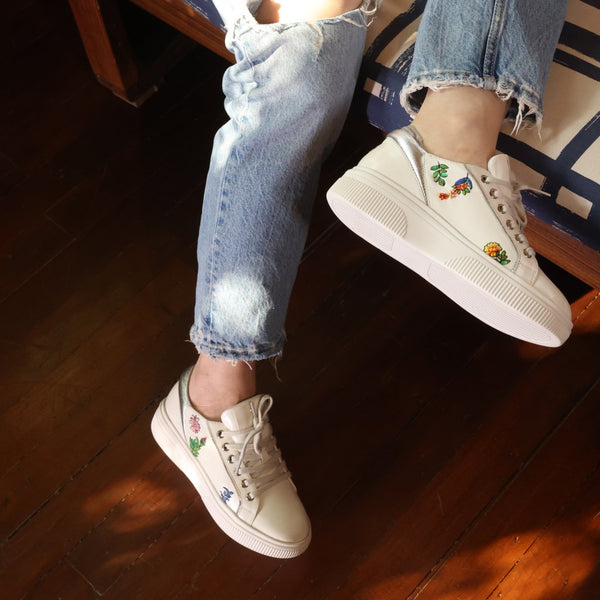 Buy Handcrafted Indian Izzy 01 Sneakers Online